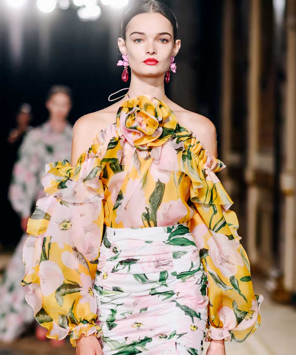 Pantone 2023 Yılın Rengi Viva Magenta - Güzelliğin Peşinde